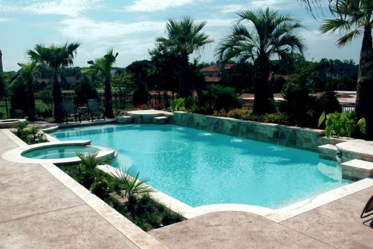 Pool Builders Tyler, TX | Free Estimates | Pools East Custom Pools & Spa